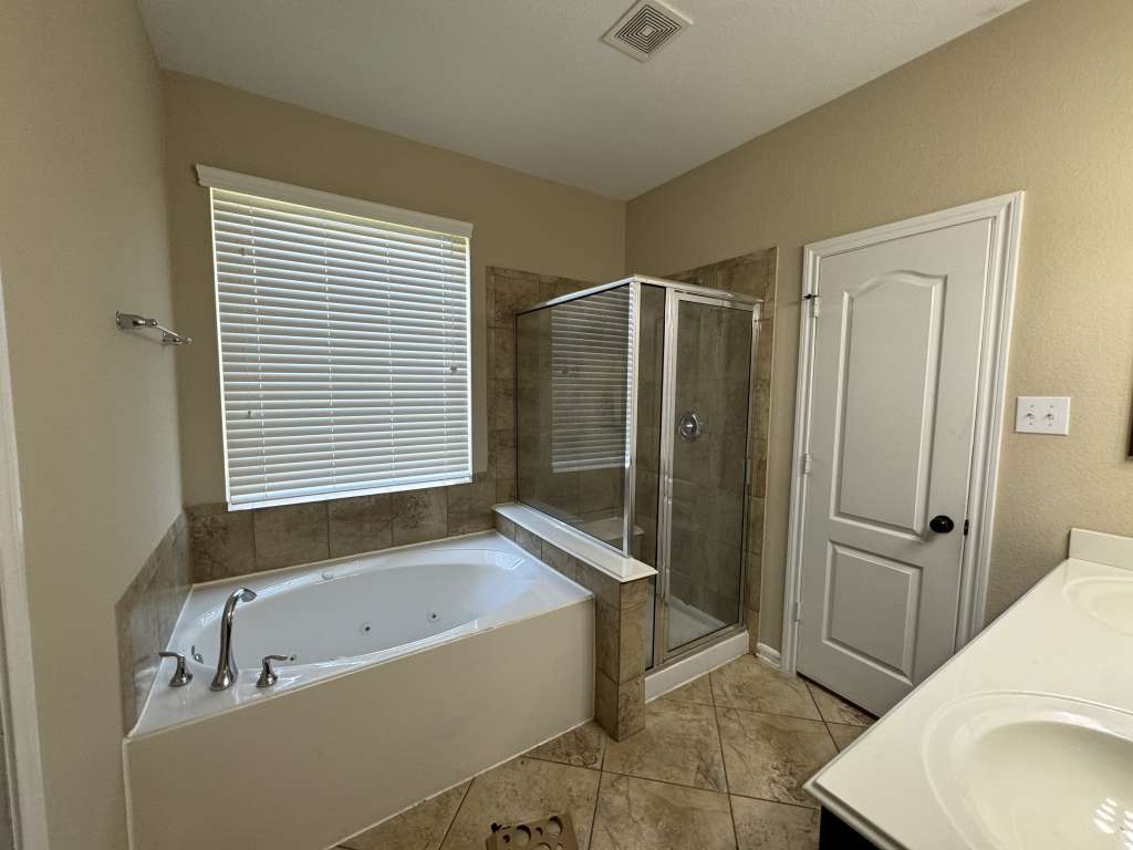 6826 Hunters Way Ln, Baytown, TX 77521 | SWE Homes